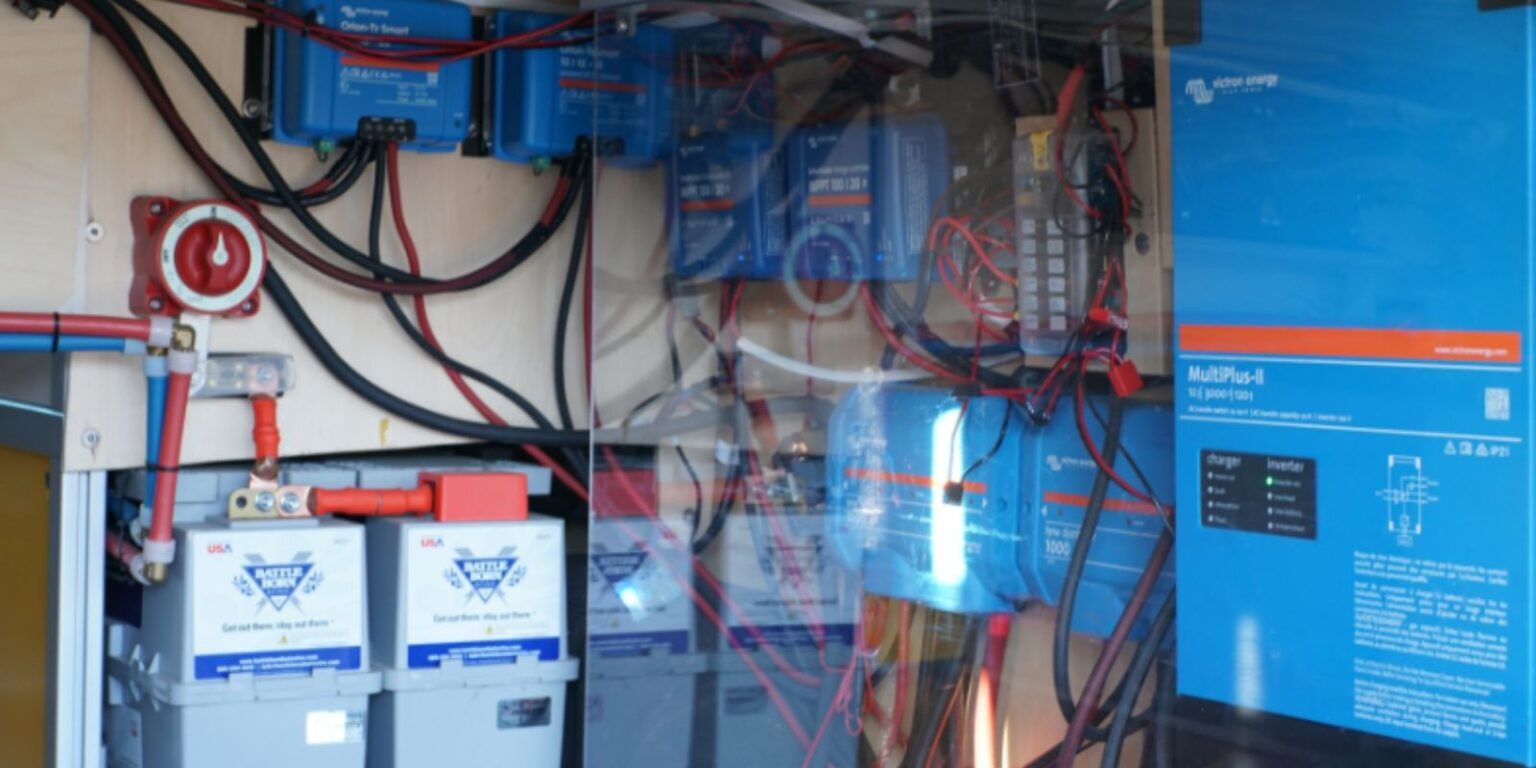 BMS in Camper Vans: Comparison of Internal vs External BMS • Engineers ...